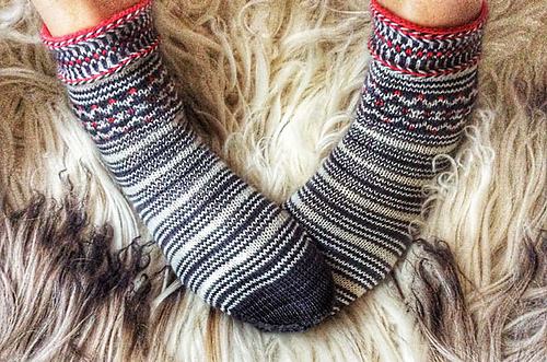 Ravelry: Berber Socks pattern by Mia Dehmer / VickeVira