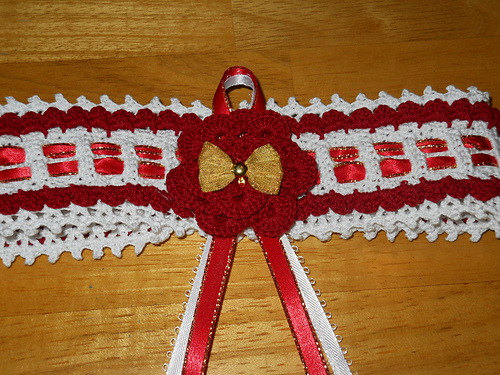 Ravelry: Heirloom Wedding Garter pattern by Carey Werlein