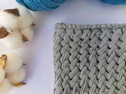 Ravelry: Potholder - A chain mail pattern by Vicky Moroz