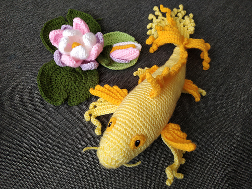 Ravelry: Gold Koi Fish pattern by Viktoria Vatova