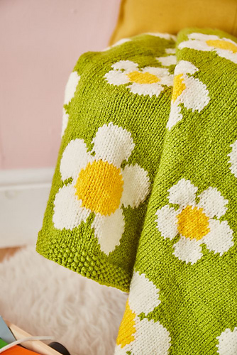 Ravelry: Daisy Chain Blanket (KNIT) pattern by Vikki Bird