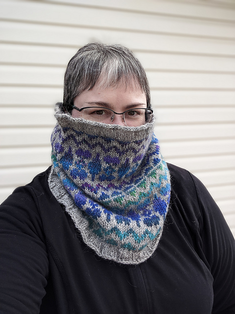 Ravelry: Hiwede Cowl pattern by Vikki Perkins