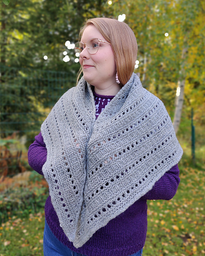 Ravelry: IRL pattern by Kacey Herlihy