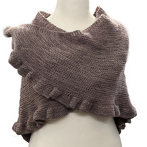 Ravelry: Vinter Celtic Shawl pattern by Camilla Vinter