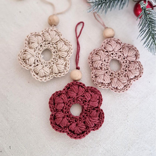 Ravelry: ALEA Flower Wreath pattern by Lizette By