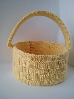 Ravelry: Knit easter basket pattern by Lyudmila Zhaivoronok