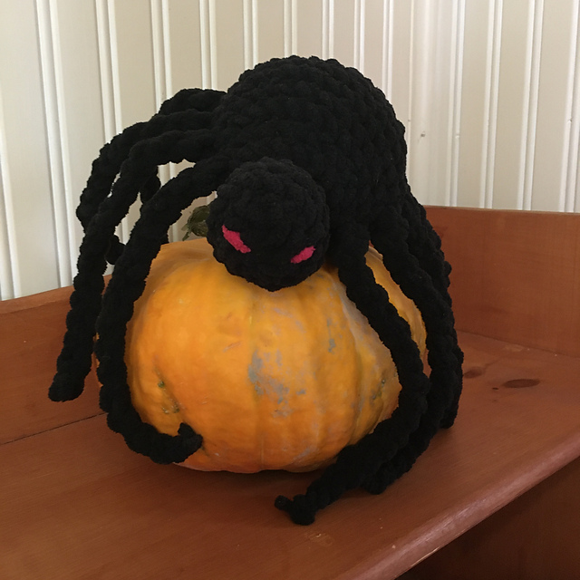 Ravelry: Mimi Spider amigurumi pattern by ViviTricote