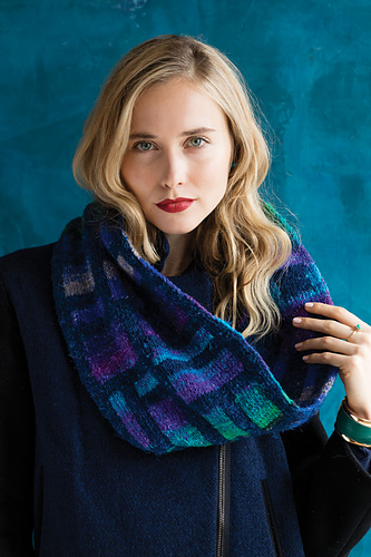 Ravelry: Double-Knit Cowl pattern by Sian Price-White