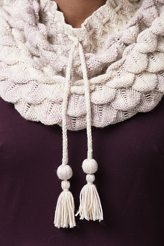 Ravelry: #17 Feather Cowl pattern by Alexandra Davidoff
