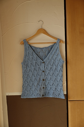 Ravelry: 240-7 Dazzling Diamonds Vest pattern by DROPS design