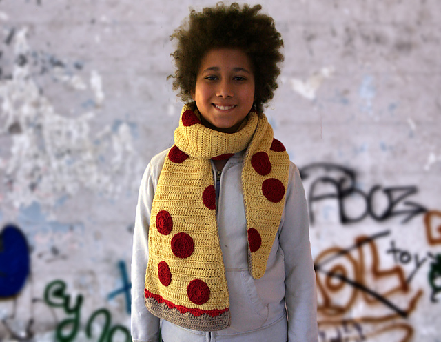 Ravelry: Pizza Scarf pattern by Yvonne Wallace