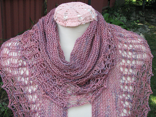 Ravelry: Magpie pattern by Valerie Johnson