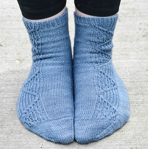 Ravelry: Shoreline Socks pattern by Tracie Millar