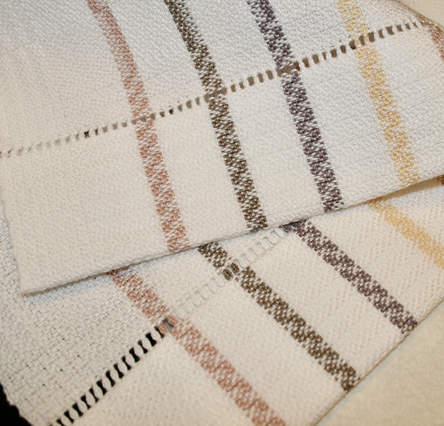 Ravelry: Weever's Satin Weave Table Runners
