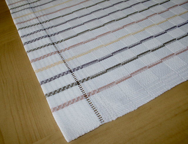 Ravelry: Weever's Satin Weave Table Runners