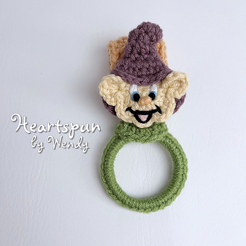 Ravelry: Jolly Dwarf Towel Holder Ring pattern by Wendy Connor