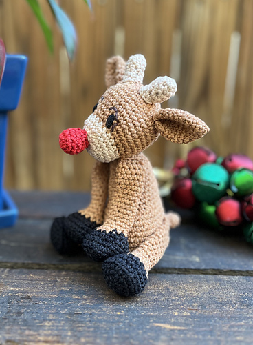 Ravelry: My Rosy Rudolph pattern by Sara West