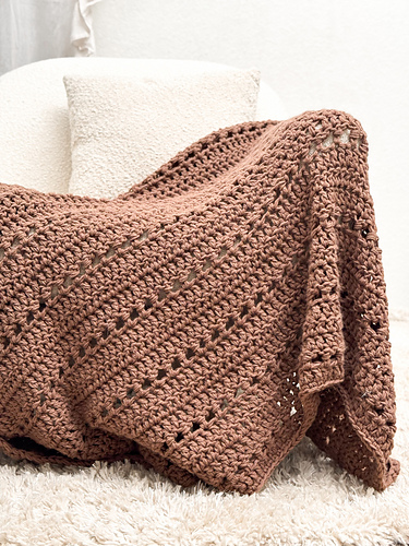 Ravelry: Double Latte Blanket pattern by Whistle and Wool