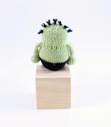Ravelry: Wickedly Undead Pocket Zombie pattern by Rebecca Danger
