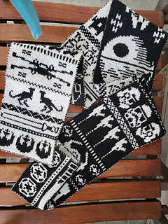 Ravelry: WickedStitchEast's Star Wars Double Knit Scarf