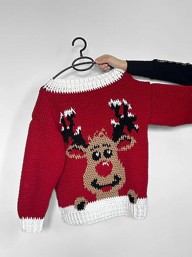 Ravelry: Reindeer Christmas Sweater pattern by Wilma Westenberg