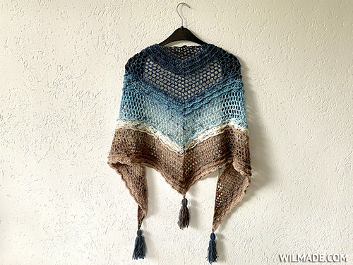 Ravelry: Shell Wave Shawl pattern by Wilma Westenberg