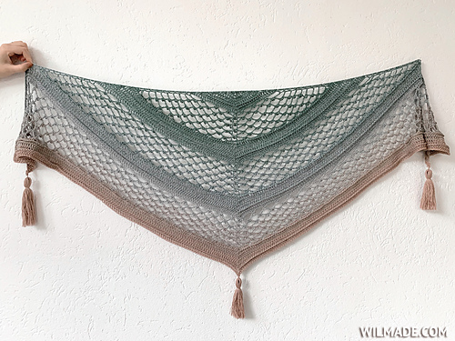 Ravelry: Vela Flower Friend Shawl 3 pattern by Wilma Westenberg