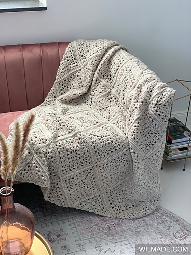 Ravelry: Tulip Square Throw pattern by Wilma Westenberg