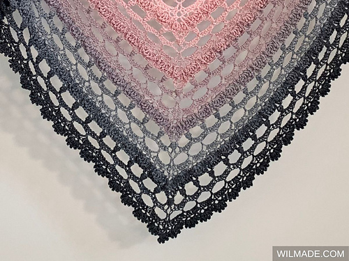 Ravelry: Enchanting Eva Shawl pattern by Wilma Westenberg