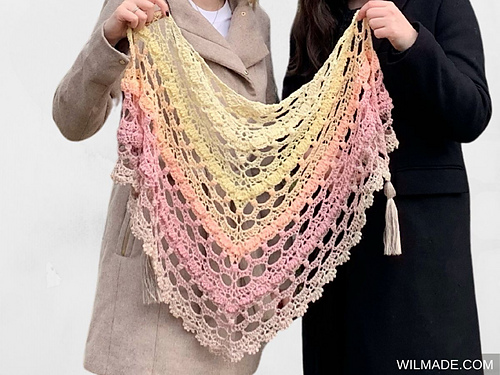 Ravelry: Enchanting Eva Shawl pattern by Wilma Westenberg