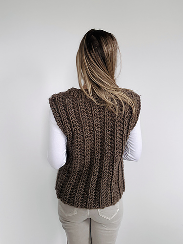 Ravelry: Wow Chunky Vest pattern by Wilma Westenberg