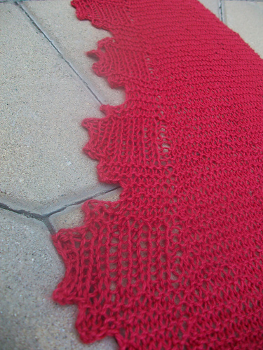 Ravelry: Toro Toro Shawlette pattern by Pam Jemelian