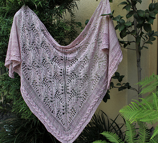 Ravelry: Bouquet Toss pattern by Pam Jemelian