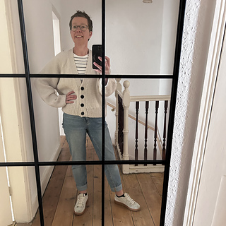 Ravelry: WithLoveFromLN1's Champagne Cardigan