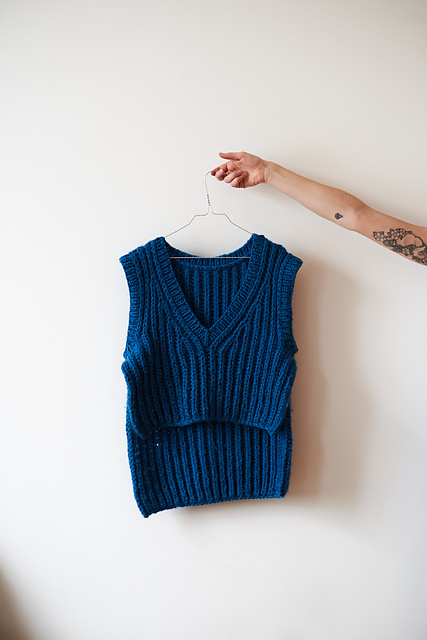 Ravelry: Chunky slipover pattern by Witre Design