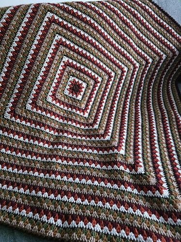Ravelry: Cuddle Up Blanket pattern by Witty Crafts Design