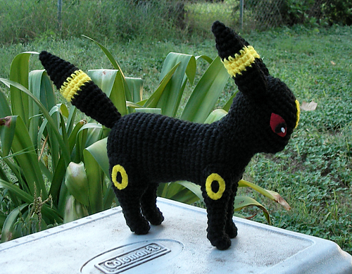 Ravelry: Umbreon Plush pattern by Linda Potts