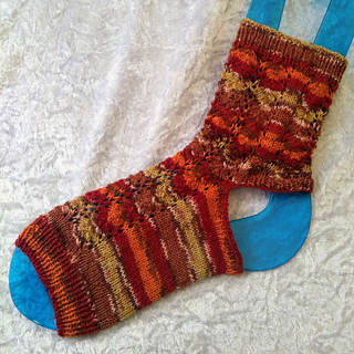 Ravelry: Namaste Yoga Socks pattern by Wolf Makes