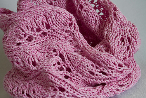 Ravelry: Lace Loop Feder - Lace Loop Feather pattern by Ekaterina Arndt