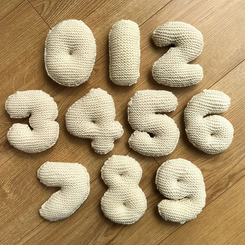 Ravelry: Bubble Writing Knit Numbers pattern by Anna Funnell