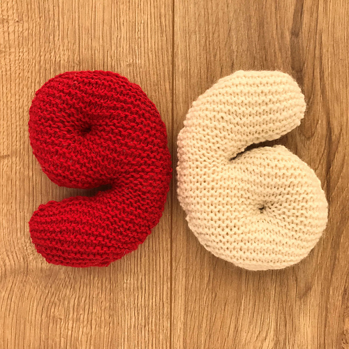 Ravelry: Bubble Writing Knit Numbers pattern by Anna Funnell