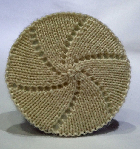 Ravelry: Little Meeple Bag pattern by Sarah Alderson