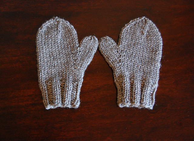 Ravelry: Preschool Mittens pattern by Lindsey Dowiot