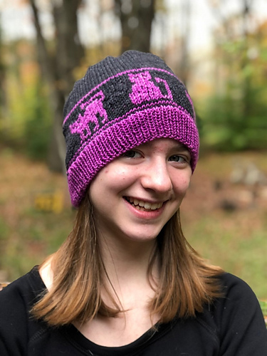 Ravelry: Scaredy Cat Hat pattern by Valerie Ertman (Knits4Sanity)