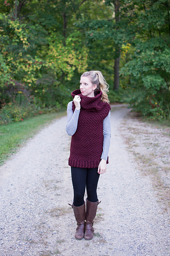 Ravelry: Chain Link Armored Cowl Vest pattern by Melissa Fisher