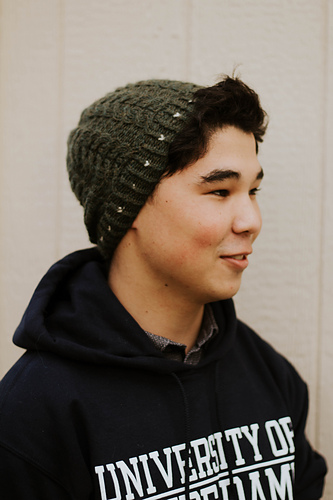 Ravelry: Understory pattern by Luke Gilligan