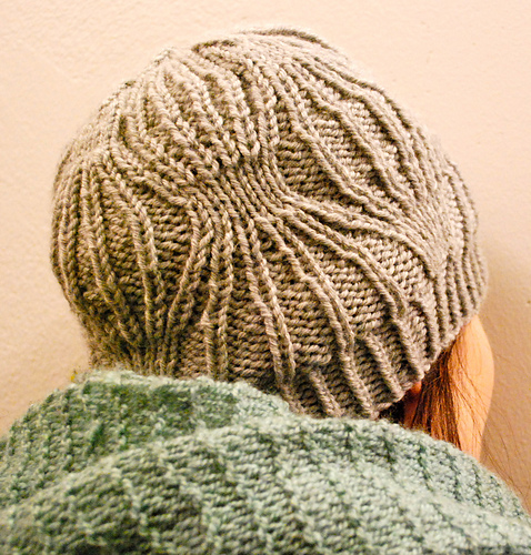 Ravelry: Sipulihattu/The Onion Hat pattern by Tiina Huhtaniemi