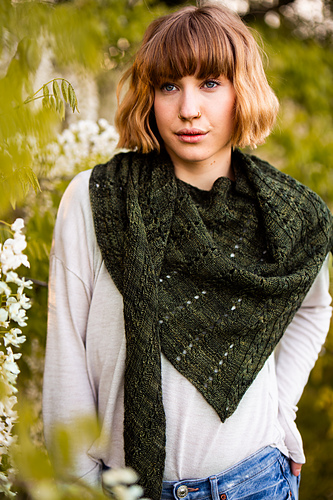 Ravelry: Dunedrifter Shawl pattern by Wool & Pine