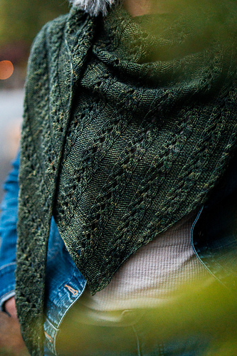 Ravelry: Dunedrifter Shawl pattern by Wool & Pine