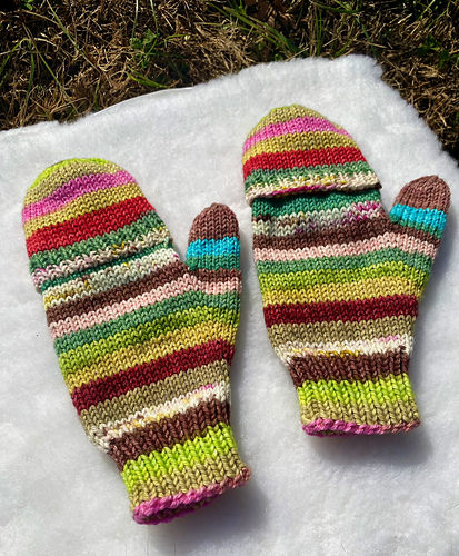 Ravelry: Mitten Top pattern by Woolen Cottage